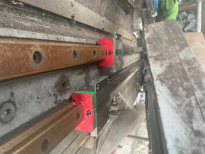 Bail breaker linear bearing replacement | Margo Engineering